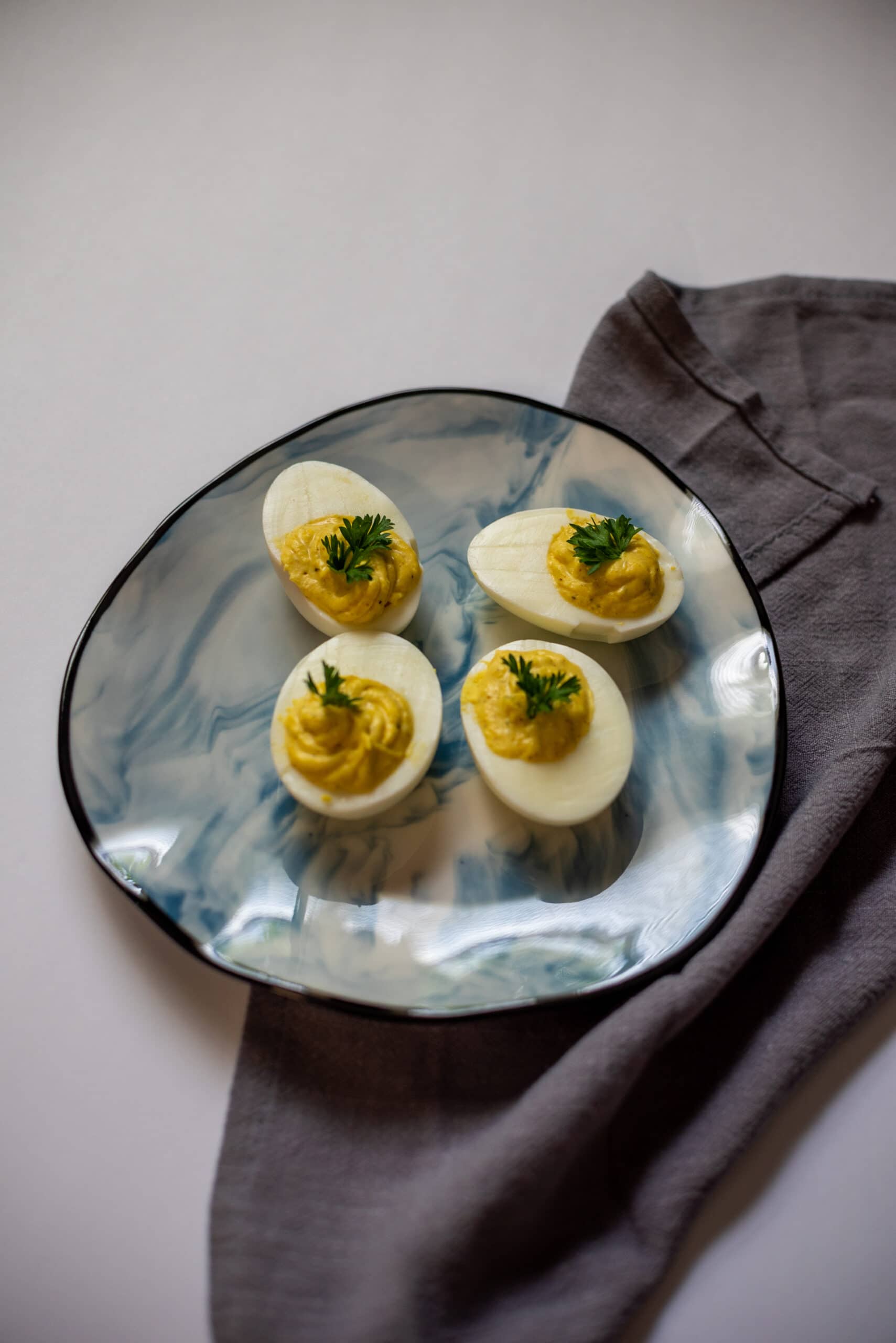 Curried Deviled Eggs - Smiley's Points