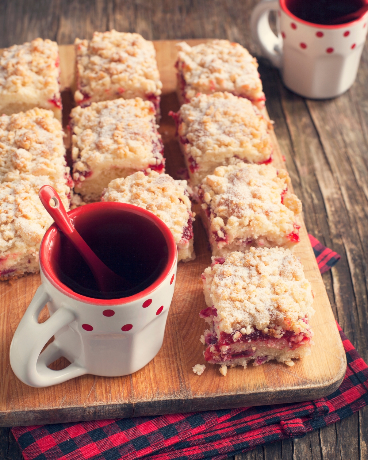 Best Cranberry Dishes for Fall 2022: Desserts, Salads, and More ...